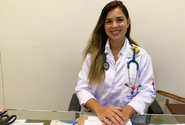 Mãos que cuidam e inspiram - Pro Criança Cardíaca